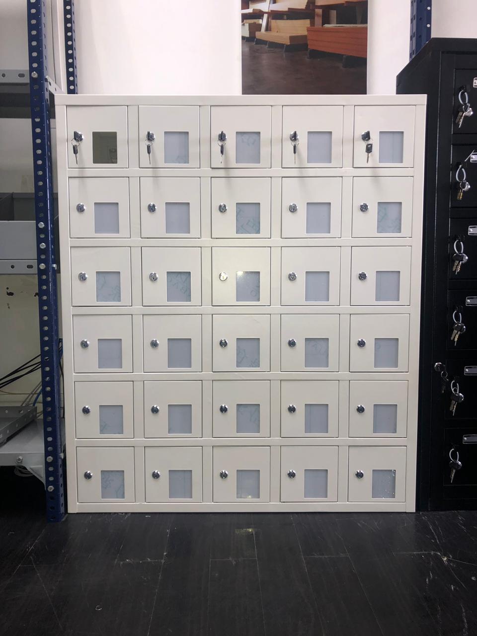 Locker para Celulares con Tomacorrientes